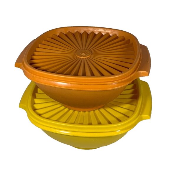 Tupperware | Kitchen | Vtg Tupperware Bowls Press Lid Matching Orange ...